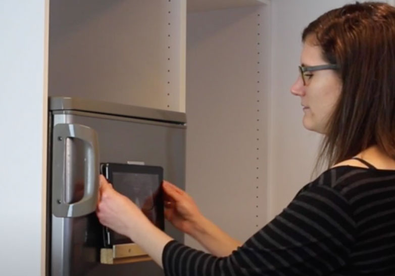 Magnet for iPad | How to hang the iPad on the fridge with a magnet ...